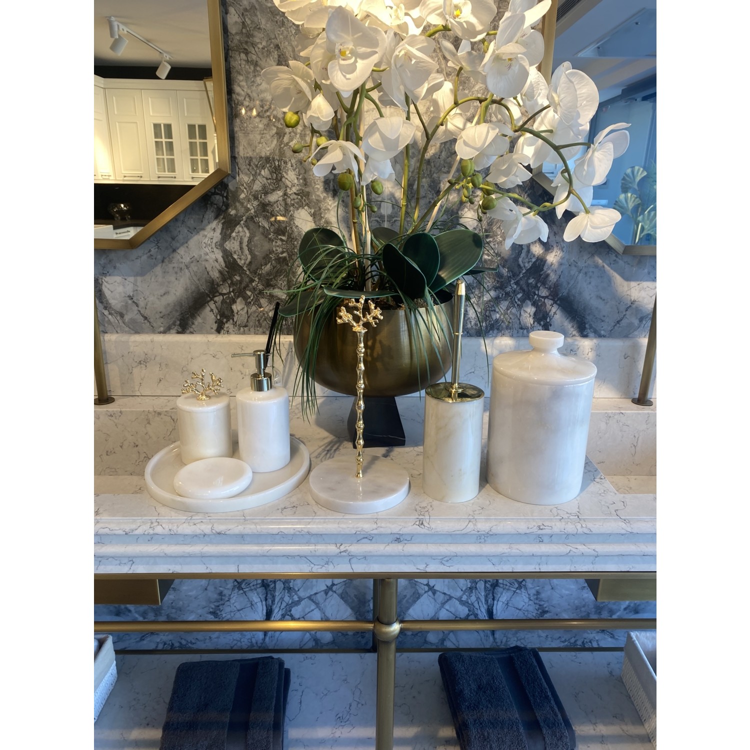 Infinity House Design Leydi Mermer 8'li Banyo Takımı Fiyatı