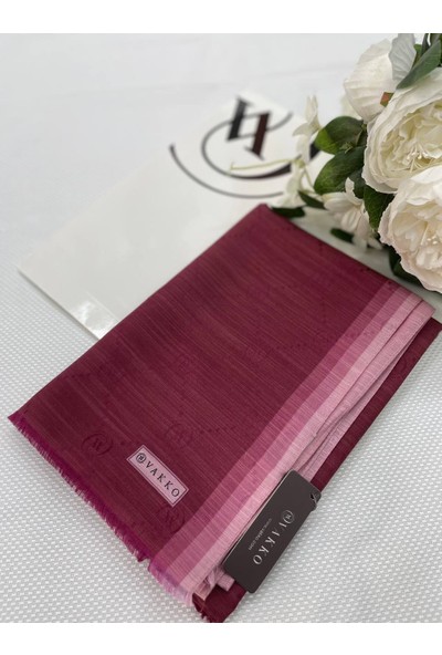 Vakko Monogram Yeni Sezon Şal Vakko Monogram Yeni Sezon Şal