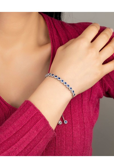 Else Hgüneyli Elmas Modeli Lacivert Taşlı Gümüş Asansörlü Bileklik