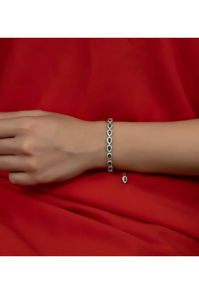 Else Hgüneyli Yeşil Damla Taşlı Gümüş Asansörlü Bileklik