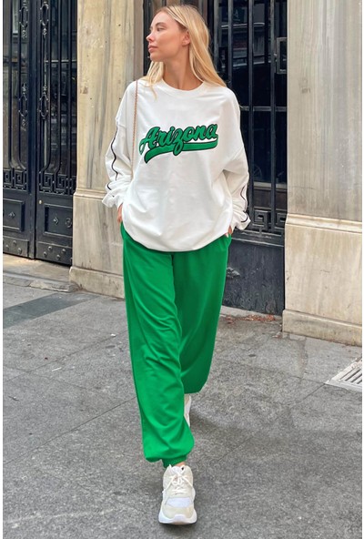 Swist Beyaz Arzona Nakışlı Kadın Oversize Sweatshirt