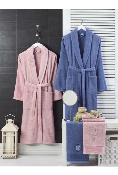 Ventisette 4 Parça Çift Pamuklu Nakışlı Havlulu Bornoz Seti Ventisette 4 Parça Çift Pamuklu Nakışlı Havlulu Bornoz Seti