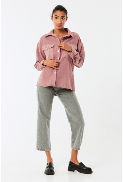 FullaModa Kadife Çift Cepli Oversize Gömlek FullaModa Kadife Çift Cepli Oversize Gömlek