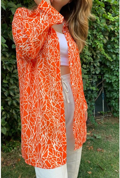Sista Turuncu Beyaz Detaylı Krep Kumaş Kumaş Oversize Kadın Gömlek Sista Turuncu Beyaz Detaylı Krep Kumaş Kumaş Oversize Kadın Gömlek