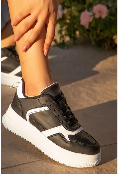 Bluefeet BF59 Siyah Beyaz Kadın Spor Kalın Tabanlı Ayakkabı