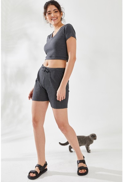 Oshebu Kadın Beli Lastkli Kaşkorse Şort