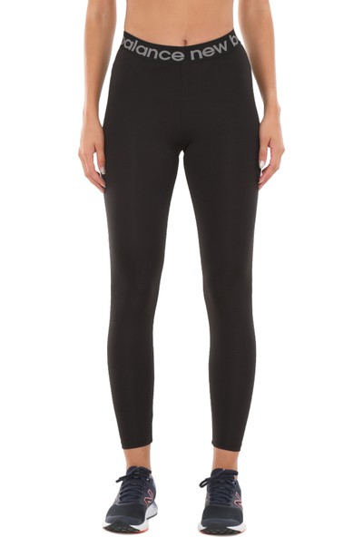 NBWNP3102 New Balance WNP3102 Kadın Ceket Siyah