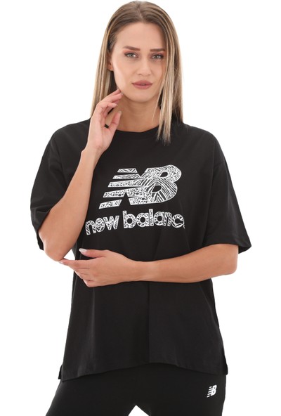 New Balance NBWNT1112 New Balance WNT1112 Kadın T-Shirt Siyah