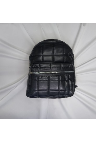 Nyx Kadın Kapitone Desenli Sırt Çantası