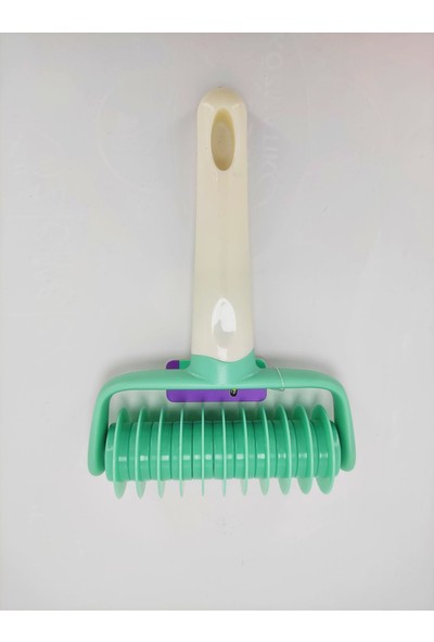 Qussine Hamur Şekillendirici Rulo Hamur Şekil Verici Dalgalı Pembe