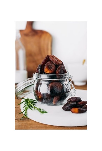 Bercekız Servet Şekerleme Gün Kurusu Kayısı 1 kg Bercekız Servet Şekerleme Gün Kurusu Kayısı 1 kg