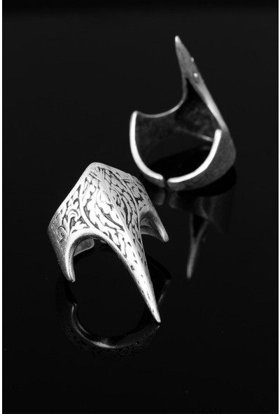 Moco Çelik Desenli Miğfer Figür Ayarlamalı Erkek Yüzük