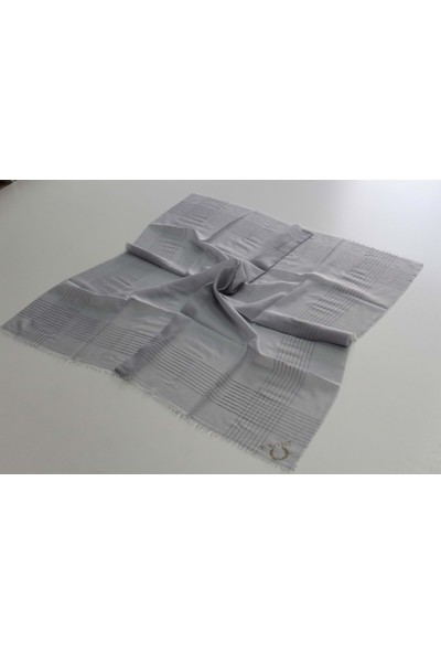 Poloist Flamlı Kenarı Simli Kare - Desen-13 - Renk-03 Poloist Flamlı Kenarı Simli Kare - Desen-13 - Renk-03