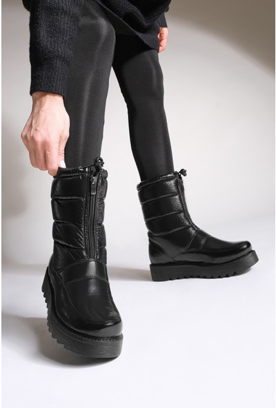 Marjin Kadın Kar Botu Önden Fermuarlı Kalın Tırtıklı Taban Kürklü Borel