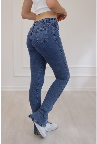 Yonca Moda Evi Store Düğme Detaylı Jean Pantolon 5376 Yonca Moda Evi Store Düğme Detaylı Jean Pantolon 5376