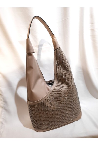 Işlemeli Kadın Çanta
