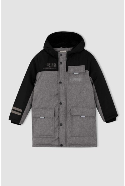 DeFacto Erkek Çocuk Regular Fit Kapüşonlu Sentetik Pelüş Astar Mont X5458A622WN DeFacto Erkek Çocuk Regular Fit Kapüşonlu Sentetik Pelüş Astar Mont X5458A622WN