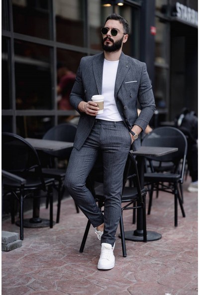 Yeni Sezon Italyan Kesim Slimfit Gri Kruvaze Takım Elbise Yeni Sezon Italyan Kesim Slimfit Gri Kruvaze Takım Elbise