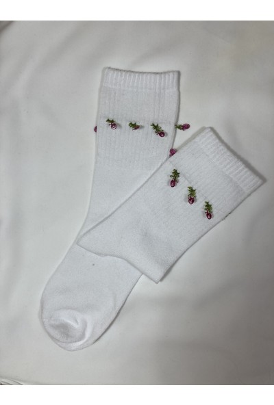Akkatic Iğne Oyalı Desenli Tenis Çorabı