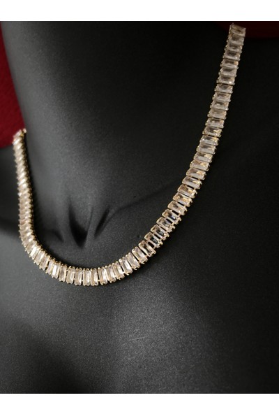 Rednose Swarovski Baget Taşlı Su Yolu Gold Çelik Kolye Rednose Swarovski Baget Taşlı Su Yolu Gold Çelik Kolye