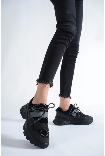 Weynes Kadın Siyah Cırt Cırt Detaylı Yüksek Taban Bağıcıklı Spor & Sneaker Ayakkabı WSB0236
