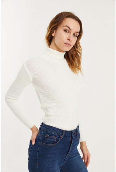 Butik Şımarık Kadın Balıkçı Yaka Uzun Kol Fitilli Triko Kazak Standart Beden Sml Uyumlu Butik Şımarık Kadın Balıkçı Yaka Uzun Kol Fitilli Triko Kazak Standart Beden Sml Uyumlu