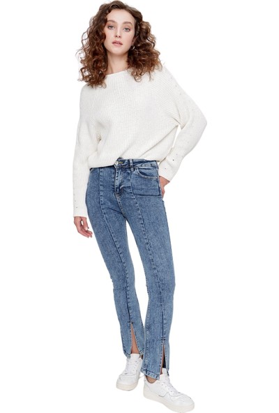 Butikburuc Kadın Koyu Mavi Ön Paça Yırtmaçlı Jean Pantolon