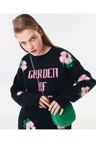 Twist Çiçek Desen Jakarlı Kazak