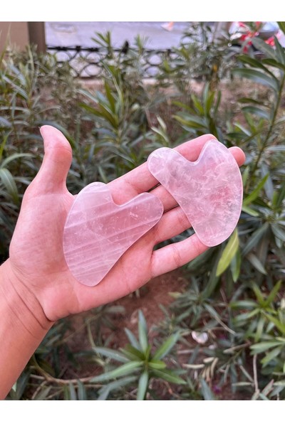 Pembe Kuvars Kalp Gua Sha Yüz Masaj Taşı Pembe Kuvars Kalp Gua Sha Yüz Masaj Taşı