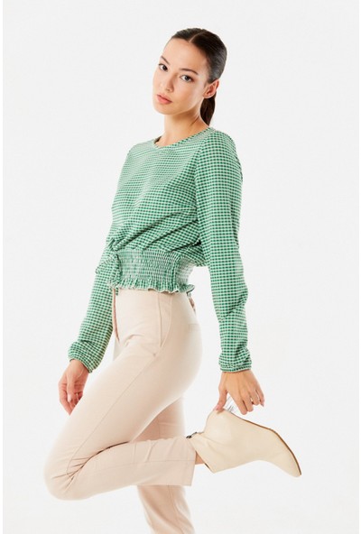 Pötikare Desenli Beli Gipeli Bluz Pötikare Desenli Beli Gipeli Bluz