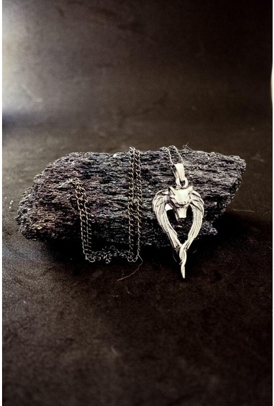 Dora So Savior Kurt Anubis Kolye