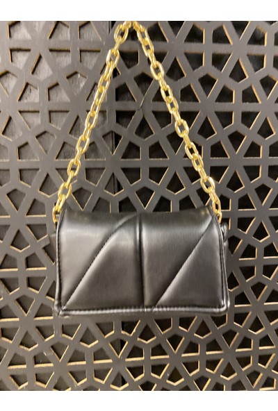 Edz Siyah Renk Zincirli Kadın Koltuk Altı Çantası ARED028