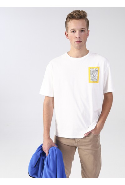 National Geographic Bisiklet Yaka Baskılı Beyaz Erkek T-Shirt Aldos National Geographic Bisiklet Yaka Baskılı Beyaz Erkek T-Shirt Aldos
