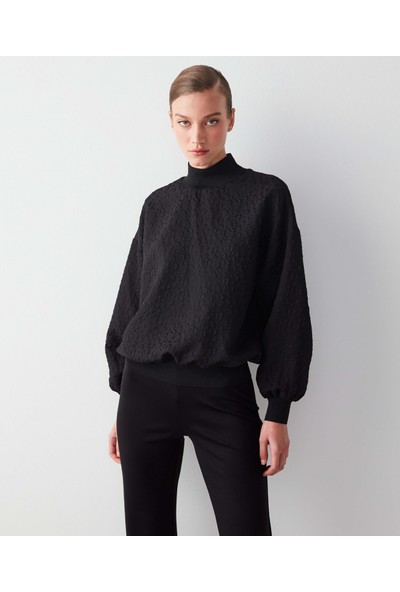 İpekyol Dokulu Bluz