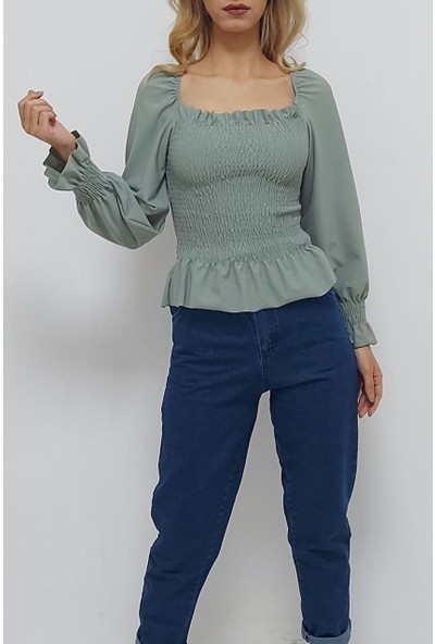 Zavanza Kare Yaka Örme Gipeli Bluz Yeşil Zavanza Kare Yaka Örme Gipeli Bluz Yeşil