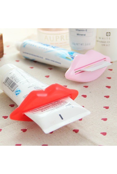 Öp*uçu*k Dudak Tasarımlı Dekoratif Diş Macunu Sıkacağı ( 2 Li )