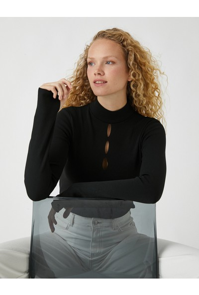 Koton Balıkçı Yaka Kazak Pencere Detaylı