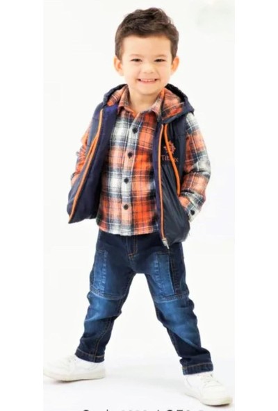 Erkek Çocuk Yelekli Üçlü Takım 4313