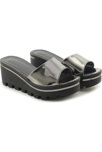 My Moda Flt0010 Dolgu Topuk Bayan Terlik My Moda Flt0010 Dolgu Topuk Bayan Terlik