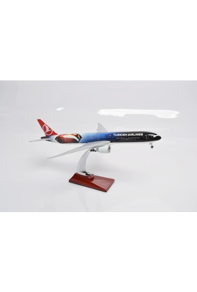 Tk Collection Thy Batmanvssuperman B777 1:200 Maket Uçak(37Cm) Tk Collection Thy Batmanvssuperman B777 1:200 Maket Uçak(37Cm)