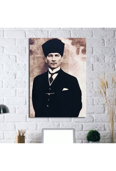 Tablosan Kalpaklı Atatürk Portresi Kanvas Tablo