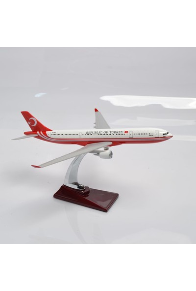 TK Collection T.C Cumhurhurbaşkanlığı A330 Tc-Tur 1:200 Maket Uçak TK Collection T.C Cumhurhurbaşkanlığı A330 Tc-Tur 1:200 Maket Uçak