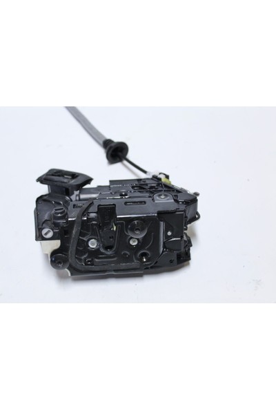 Wolcar Volkswagen Jetta 2011-2014 Kapı Kilidi Arka Sol Orjinal Wolcar Volkswagen Jetta 2011-2014 Kapı Kilidi Arka Sol Orjinal