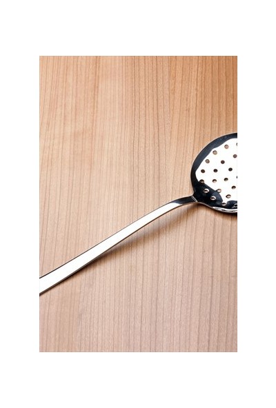 Nehir Deniz Sade Servis Kevgir