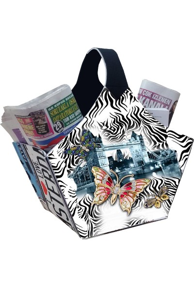 Melay Zebra Ve Kelebek'Li Gazetelik