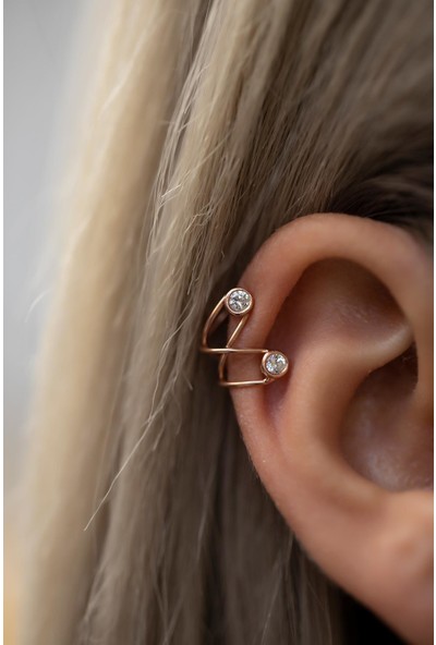 İzla Design Çapraz Model Zirkon Taşlı Rose Kaplama Gümüş Kıkırdak Küpe