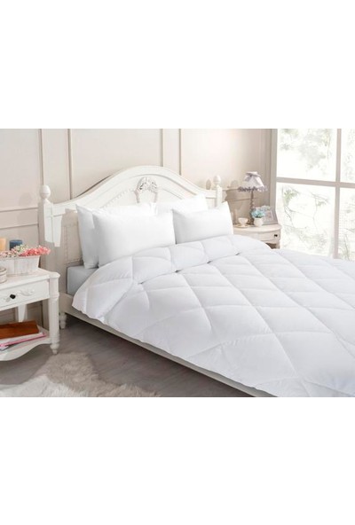 Golden Class Microfiber Çift Kişilik Yorgan Golden Class Microfiber Çift Kişilik Yorgan
