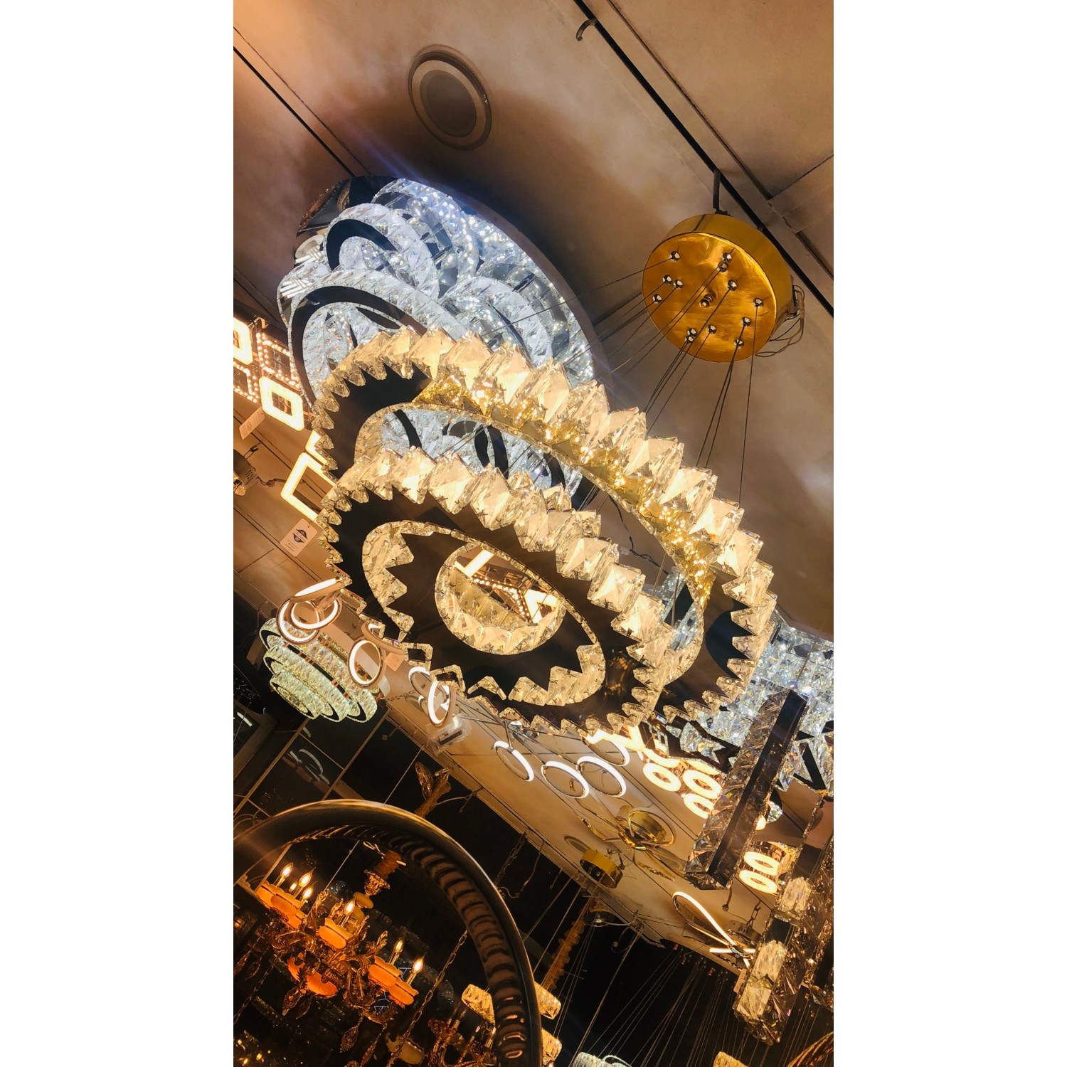 Ala Lighting Plaket Kristal Çift Taş Işlemeli 304 Sarı Fiyatı