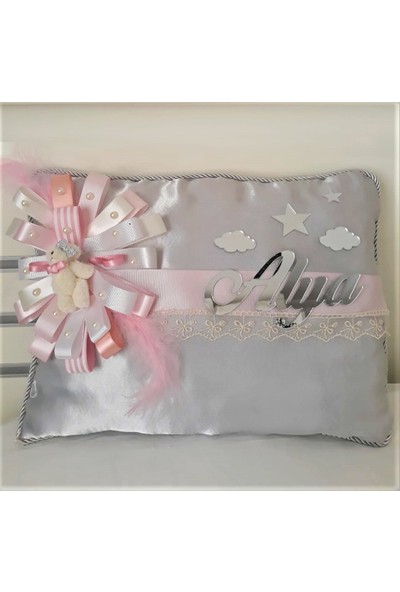Buki'nin Atölyesi Bebek Takı Yastığı Buki'nin Atölyesi Bebek Takı Yastığı