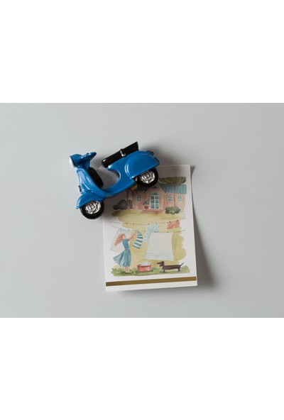 Madame Coco Magnet - Motorsiklet